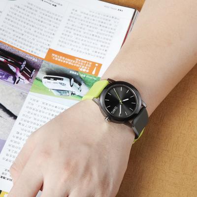 Cina Orologi moderni del quarzo delle donne impermeabili 3ATM in vendita