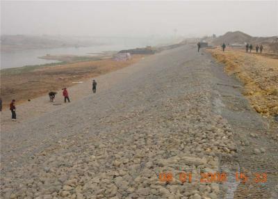 Cina 2m X 1m X 0.5m River Bank Galvanized Gabion Box Iso 9001 Certificated in vendita