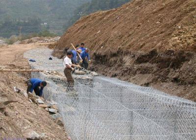 China 2x1x1m Galvanized Gabion Box Monolithic Structure For Stabilization Of Earth Te koop