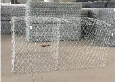 中国 3mm Gabionの網のバスケットの頑丈な三倍は六角形の編まれた電流を通された鋼鉄をねじった 販売のため