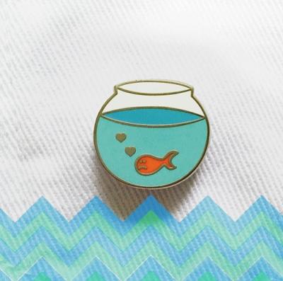 China Die Struck Iron Hard Enamel Lapel Pins Fish Shape With Goldenplating Rubber Clutch for sale