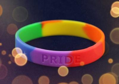 China Personalised Silicone Bracelet Wristband Rainbow Color For School Gift for sale