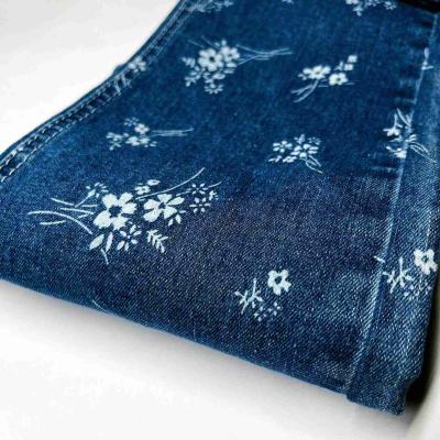 Cina Il ringrosso su ordinazione del poliestere del cotone ha stampato il tessuto del denim per i jeans della gonna in vendita