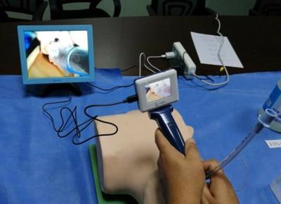 Cina Insegnamento di intubazione del video laringoscopio portatile ed uso endotracheali di addestramento in vendita