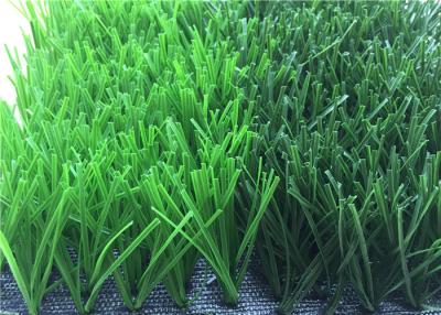 中国 サッカーの人工的な草、競技場のフットボール競技場の茎、薄緑の8800dtexが付いている人工的な泥炭50mm cの形の脊柱。 販売のため