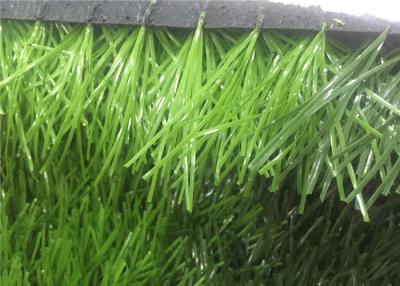Cina Erba artificiale di calcio, stratight artificiale del tappeto erboso 60mm del campo di football americano dello stadio con forma piana del filato, buon drenaggio in vendita