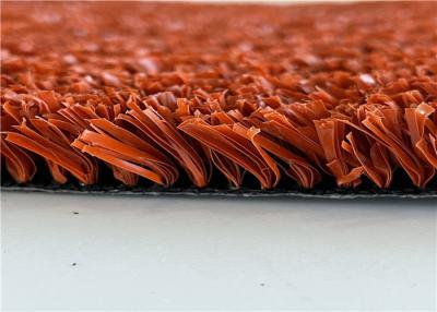 Cina Erba artificiale di sport ampio 5m rosso del rotolo per la pista corrente esterna 8800d 10mm in vendita