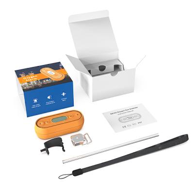 China Detector de gas de oxígeno portátil de alta precisión. Batería de 9 V, pantalla LCD y registrador de datos con alarma de luz para actividades al aire libre. en venta