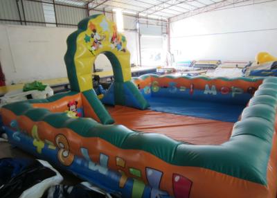 Cina Piccolo palazzetto dello sport gonfiabile per baby pista gonfiabile per giochi all'aperto in vendita