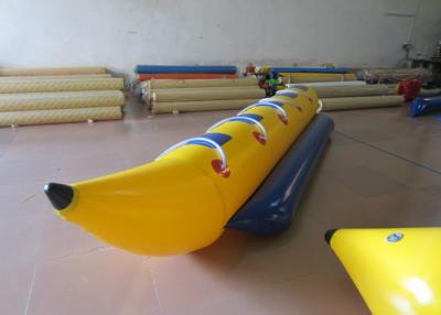 Cina La gente gonfiabile sigillata dei sedili della banana 4 del galleggiante di volo dei giochi dell'acqua mette a sedere il materiale del PVC in vendita