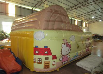 China Hello Kitty Inflatable Jump House Double Stitching 5 X 4.5 X 2.4m For Amusement Park for sale