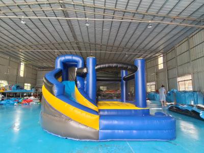 Cina Fireproof Commercial Inflatable Bouncer Moonwalk Cartoon Theme con combo di diapositive rotative in vendita