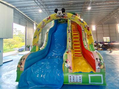 Cina Commercial Outdoor Inflatable Dry Slide Castle Disney Mickey Mouse Cartoon Party Inflatable Dry Slide Per Bambini E Adulti in vendita