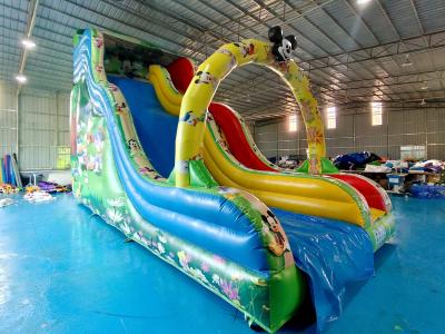 Cina Commercial Outdoor Inflatable Dry Slide Castle Disney Mickey Mouse Cartoon Party Inflatable Dry Slide Per Bambini E Adulti in vendita