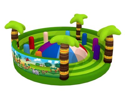 Cina Montagna gonfiabile all'aperto interessante della pittura della foresta dei giochi di sport di forma rotonda con le pareti del recinto in vendita