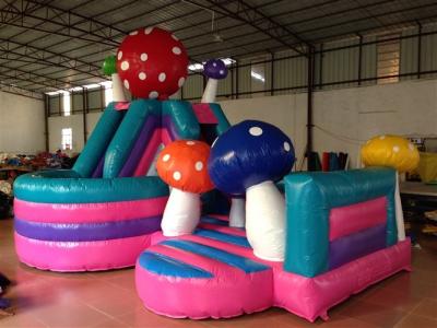 Cina Il fungo gonfiabile della città di divertimento del gioco del tessuto multi- del PVC rimbalza la Camera 6x4m in vendita
