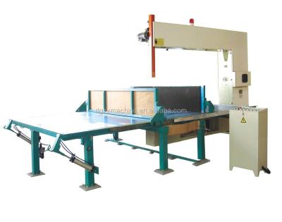 China Automatic Sponge Cutter ZXLQ-4LB Foam Cutting Machine factory