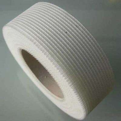 Cina Nastro unito dell'alto muro a secco adesivo della vetroresina per la lacuna della parete che ripara materiale in vendita