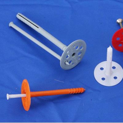 Cina Il sistema differente dell'isolamento di colore ha riciclato il chiodo di plastica del perno usato per la costruzione della parete in vendita