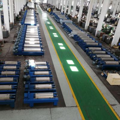 中国 Tricanter の液体の浄化のための三相デカンターの遠心分離機の老化オイルの処置 販売のため