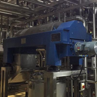 Cina La centrifuga orizzontale a due fasi del decantatore funziona facilmente per l'asciugamento della vinaccia in vendita