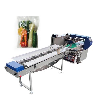 China Automatic Horizontal Flow Wrapping Packing Machine Forbiscuit Packing Machine Fresh Fruits And Vegetables Pillow Bag Packing Machine for sale