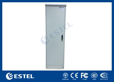 中国 ET6585217-EQ 1つの玄関と1つの裏扉のIP65キャビネットを持つ屋外通信室 販売のため