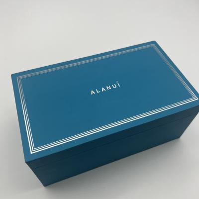 China Tape Closure Cardboard Gift Packaging Boxes Multi colored For Gift Wrapping for sale