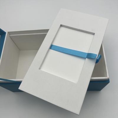 China Tape Closure Cardboard Gift Packaging Boxes Multi colored For Gift Wrapping for sale