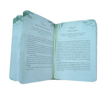 Cina Laminatura Matte personalizzata Stampa di libri di romanzi cristiani 70-120gm Peso del foglio in palette di colori CMYK in vendita