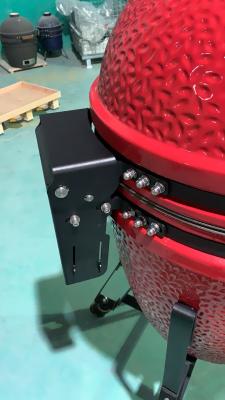 Cina Scaffali di bambù e maniglia della pizza del carbone della griglia ceramica di Kamado in vendita