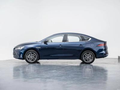 Cina Byd Qin Plus Dm-I Hybrid Car 2023 4 porte 5 posti Tipo di carrozzeria chiusa Miglior auto elettrica in vendita