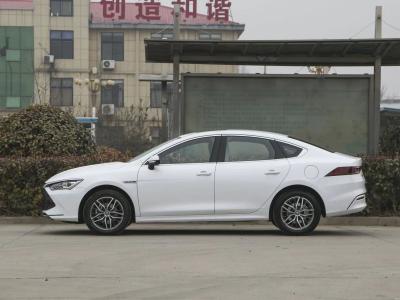Cina Byd Qin Plus Dmi Hybrid Energy Car con motore a aspirazione naturale Phev da 1.5L 110PS in vendita