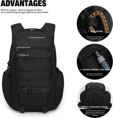 中国 人の黒のための水和コンパートメントが付いている28L軍の戦術的なバックパック 販売のため
