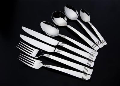 China Classic design stainless steel cutlery set high grade polish for sale