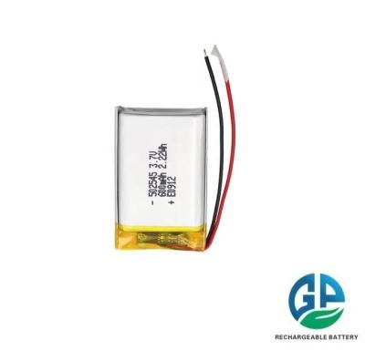 Cina Batteria ad alta velocità di scarica 30C KC UN38.3 Certificato 3.7V 7.4V 052535 502535 400mah 502545 600mah 2000mAh 5000mAh batterie agli ioni di litio in vendita