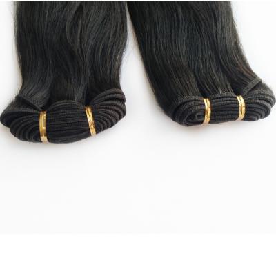 Cina 100 g/imballaggio Remy Hair Weft 100% non lavorato, capelli indiani grezzi cuticule capelli allineati in vendita