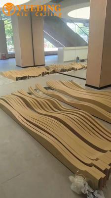 China Wavy Arc Aluminum Ceiling Panels Irregular Strip Baffle for Hall Mall Shop Home Office for sale