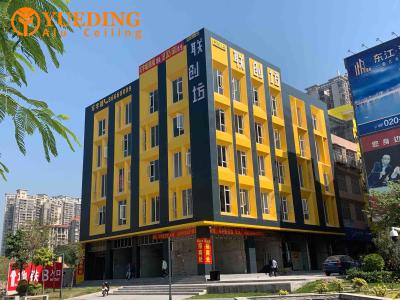 China Hotel Fluorocarbon Aluminum Wall Panels 2.5mm Thick For Typhoon Resistance for sale
