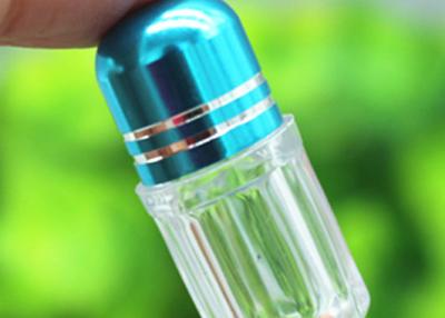 Cina Bottiglie d'imballaggio della capsula del cilindro 11mm con il cappuccio del metallo in vendita