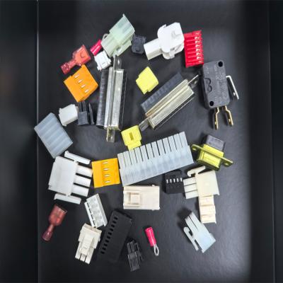 China Molex 98817-1021 Micro-Fit 3.0 Plug Housing Terminal Housing with Dual Row 4 Circuits 4 Pin and 3mm Pitch for sale