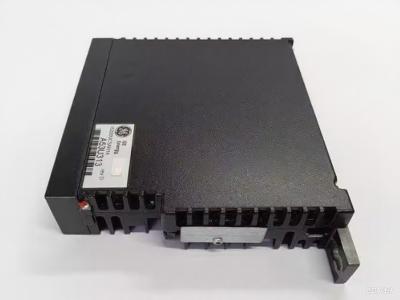 Cina Mark VIe GE Fanuc PLC IS220UCSAH1A GE Universal Controller 667 MHz 24VDC in vendita