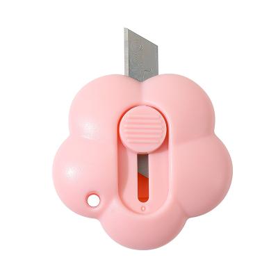 China OULE Design Hot Sale School Office Mini Cute Flower Shape Pink Ergonomic Portable Serving Knife factory