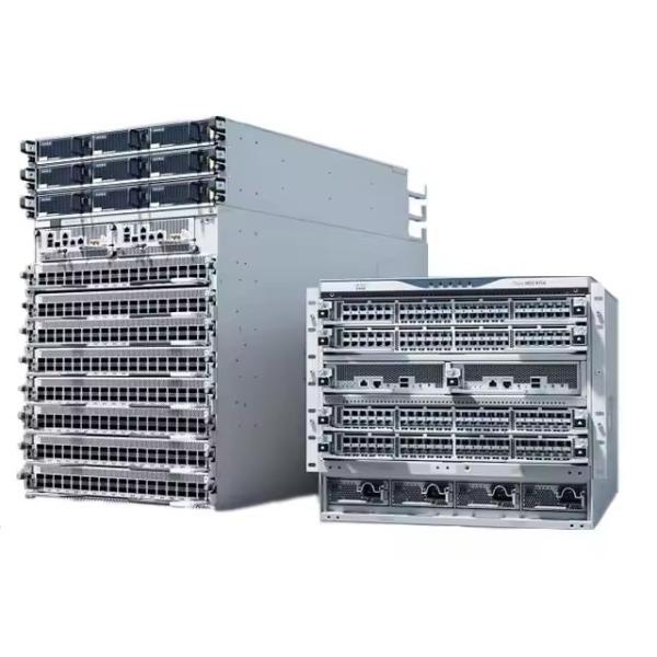 Commutateur réseau de la série 9300 N9K-C9336C-FX2 avec le disque SSD de 128 Go et conception empilable