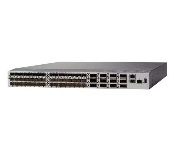 Commutateur réseau de la série 9300 N9K-C9336C-FX2 avec le disque SSD de 128 Go et conception empilable