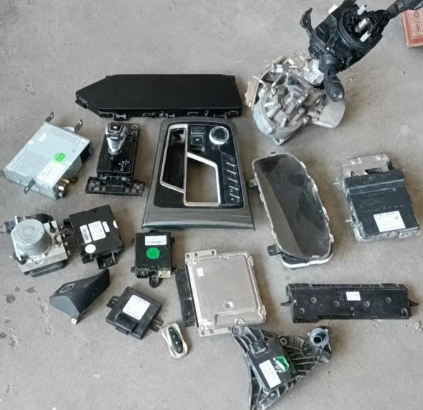 Quality Original Used 2020 Geely Boyue Interior Electronic Parts and Control Modules for sale