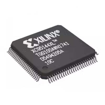 Cina XC2C256-7VQG100C in vendita