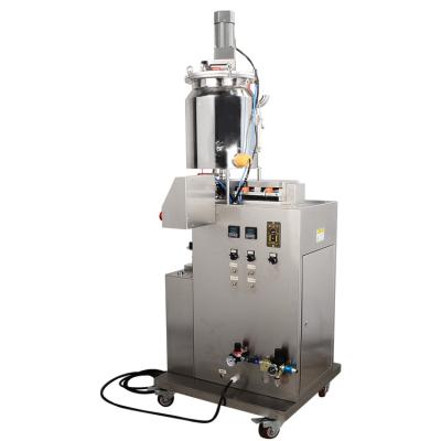 China Double Head Mascara Filling Machine Vertical  Quantitative Heating for sale