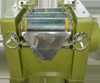 China S405 Lipstick Material Three-Roller Miller Automatic Lipgloss Material Three-Roller Grinder for sale