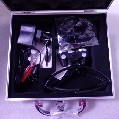 Cina Testa dentaria binoculare di Surgical Medical LED del dentista delle lenti di ingrandimento di 2.5X 3.5X in vendita